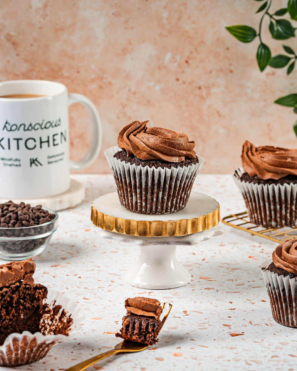 Keto Classic Chocolate Cupcakes – Konscious Kitchen